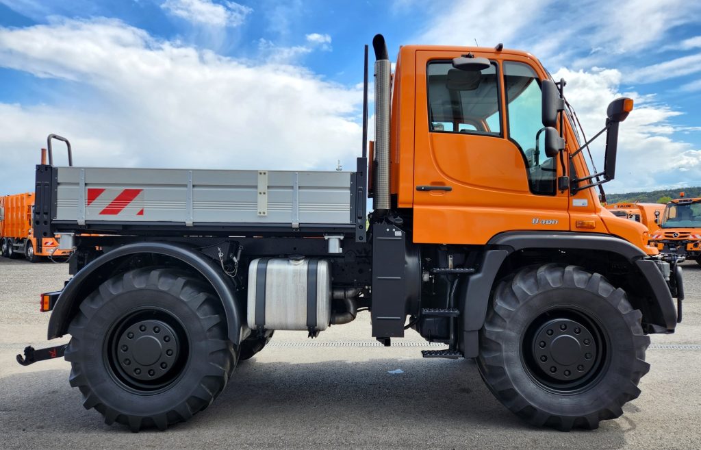 Unimog U400 – Mross Import Service – Unimog Canada